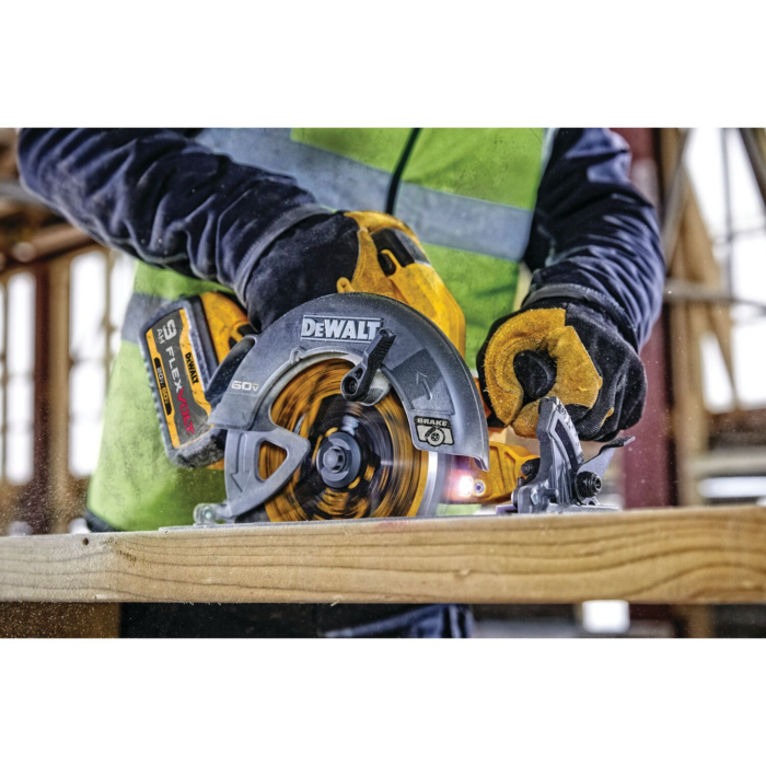 Dewalt DEWALT 60V MAX Brushless Cordless 7 1 4 in. Circular Saw with Electronic Brake Kit